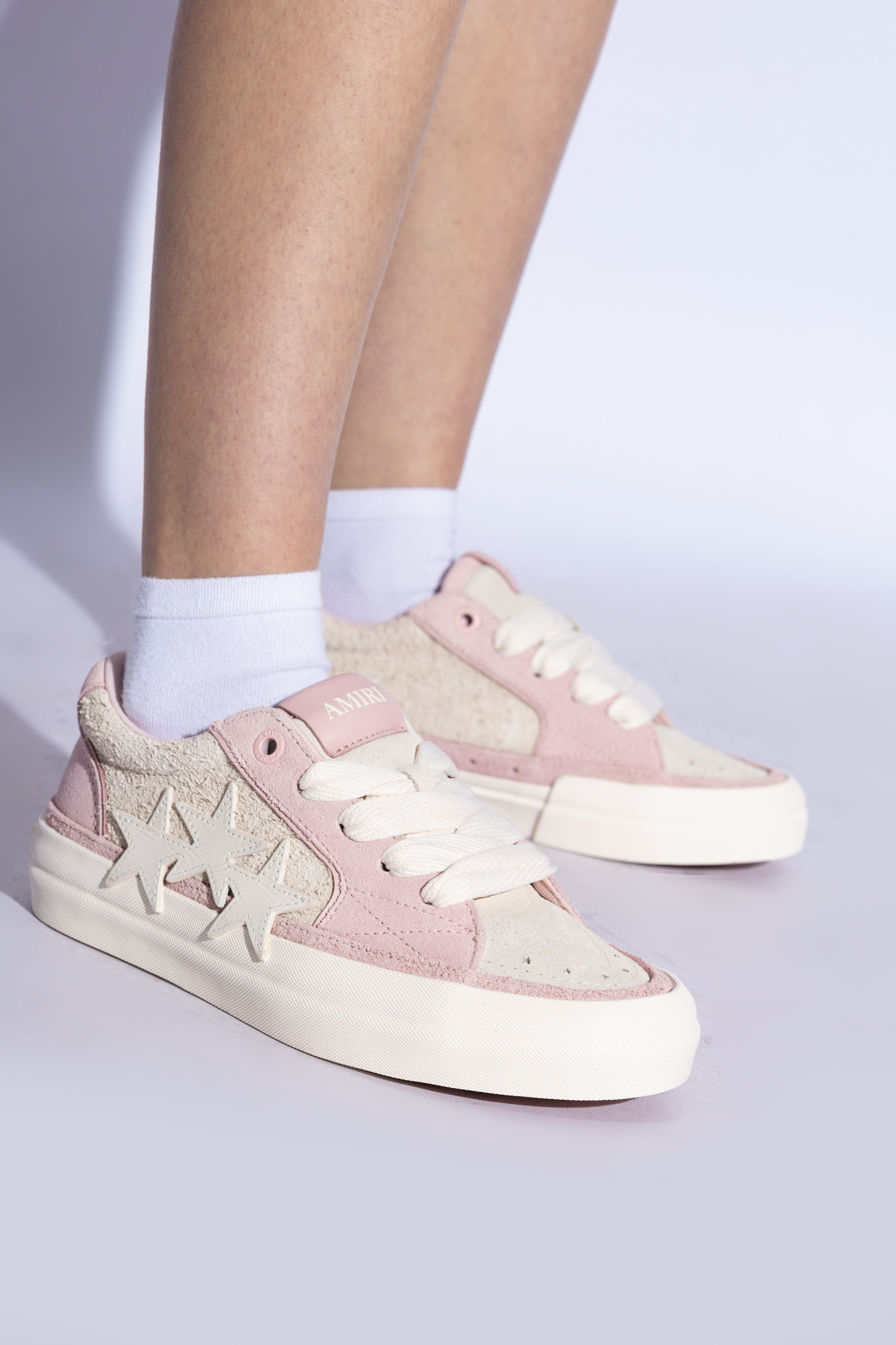 Sunset sneakers store